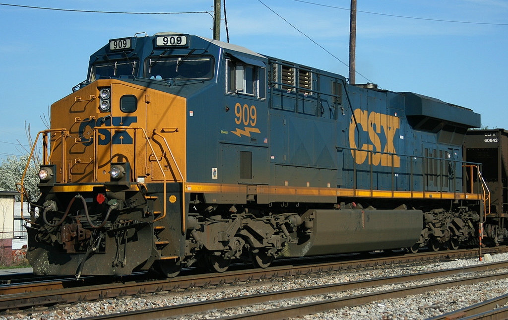 CSX 909
